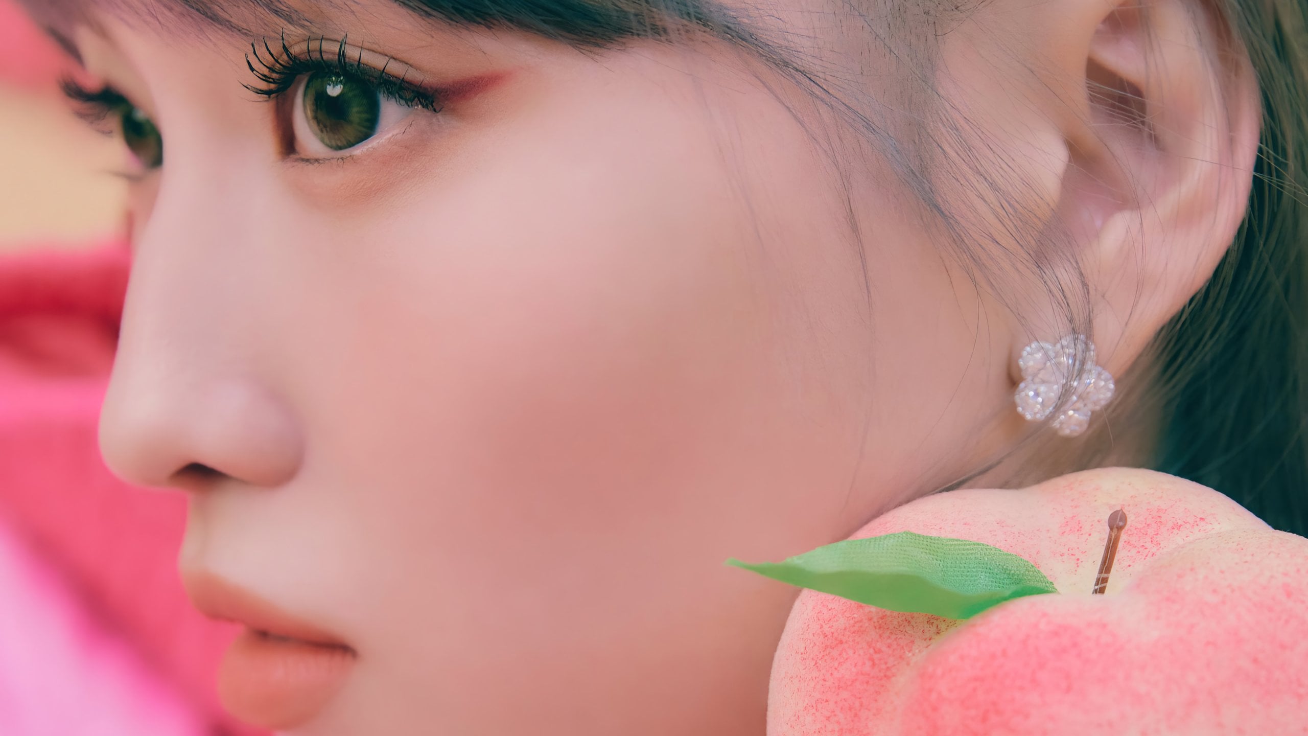 Momo TWICE Talk that talk Wallpaper 4k Ultra HD ID:10544
